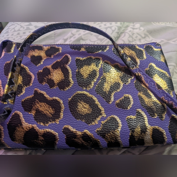 Jen & Co | Bags | Euc Jen Co Wallet Crossbody | Poshmark